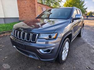 Grey Jeep Grand Cherokee 2017 in Siauliai, with an engine capacity of 3.60 L and mileage of 170 thousand km for 15400 €, photo  on AUTOMOTO.COM.LV