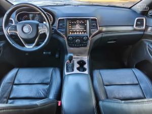 Grey Jeep Grand Cherokee 2017 in Siauliai, with an engine capacity of 3.60 L and mileage of 170 thousand km for 15400 €, photo 10 on AUTOMOTO.COM.LV