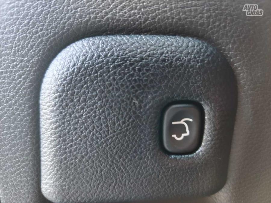 Grey Jeep Grand Cherokee 2017 in Siauliai, with an engine capacity of 3.60 L and mileage of 170 thousand km for 15400 €, photo 22 on AUTOMOTO.COM.LV