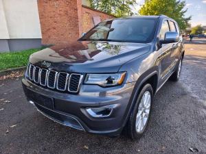 Grey Jeep Grand Cherokee 2017 in Siauliai, with an engine capacity of 3.60 L and mileage of 170 thousand km for 15400 €, photo 1 on AUTOMOTO.COM.LV