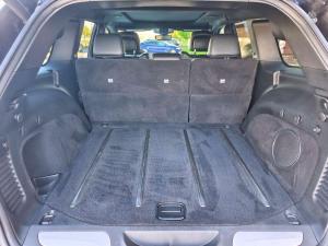 Grey Jeep Grand Cherokee 2017 in Siauliai, with an engine capacity of 3.60 L and mileage of 170 thousand km for 15400 €, photo 17 on AUTOMOTO.COM.LV