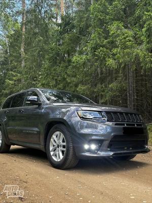 Grey Jeep Grand Cherokee 2017 in Kaunas, with an engine capacity of 5.70 L and mileage of 199 thousand km for 18000 €, photo 3 on AUTOMOTO.COM.LV