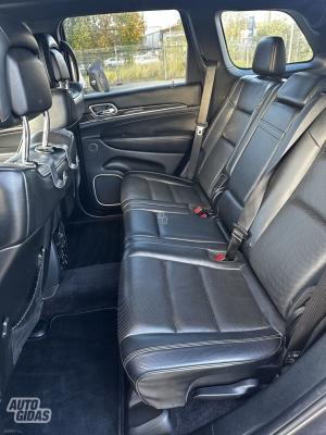 Grey Jeep Grand Cherokee 2017 in Kaunas, with an engine capacity of 5.70 L and mileage of 199 thousand km for 18000 €, photo 16 on AUTOMOTO.COM.LV