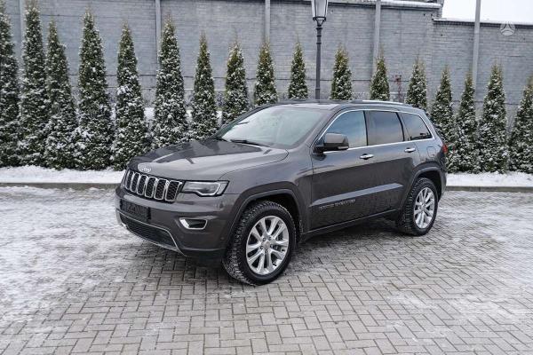 Pelēks Jeep Grand Cherokee 2018 Šauļi, ar dzinēja tilpumu 2.99 L un nobraukumu 166 tūkst. km par 17300 €, foto 4 vietnē AUTOMOTO.COM.LV