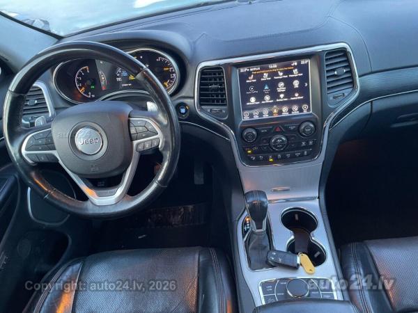 Grey Jeep Grand Cherokee 2018 in Tartu, with an engine capacity of 3.00 L and mileage of 274 thousand km for 19500 €, photo 5 on AUTOMOTO.COM.LV
