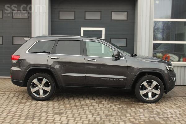 Pelēks Jeep Grand Cherokee 2018 Rīga, ar dzinēja tilpumu 3.00 L un nobraukumu 0 tūkst. km par 18990 €, foto 7 vietnē AUTOMOTO.COM.LV