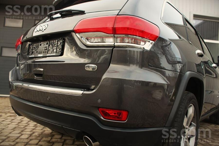 Grey Jeep Grand Cherokee 2018 in Riga, with an engine capacity of 3.00 L and mileage of 0 thousand km for 18990 €, photo 13 on AUTOMOTO.COM.LV
