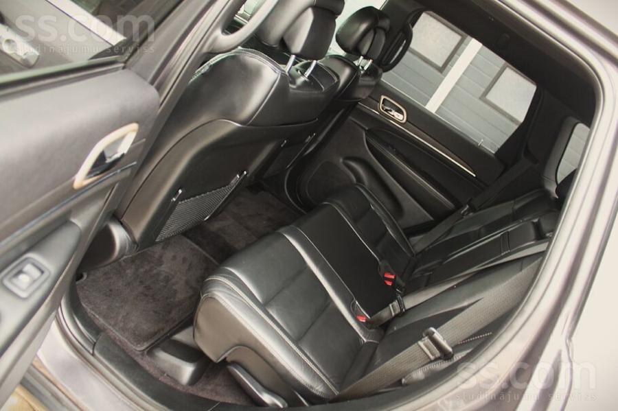 Grey Jeep Grand Cherokee 2018 in Riga, with an engine capacity of 3.00 L and mileage of 0 thousand km for 18990 €, photo 20 on AUTOMOTO.COM.LV