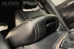 Grey Jeep Grand Cherokee 2018 in Riga, with an engine capacity of 3.00 L and mileage of 0 thousand km for 18990 €, photo 28 on AUTOMOTO.COM.LV