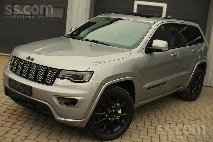 Pelēks Jeep Grand Cherokee 2018 Rīga, ar dzinēja tilpumu 3.00 L un nobraukumu 0 tūkst. km par 22350 €, foto 1 vietnē AUTOMOTO.COM.LV