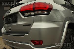 Pelēks Jeep Grand Cherokee 2018 Rīga, ar dzinēja tilpumu 3.00 L un nobraukumu 0 tūkst. km par 22350 €, foto 13 vietnē AUTOMOTO.COM.LV