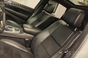 Pelēks Jeep Grand Cherokee 2018 Rīga, ar dzinēja tilpumu 3.00 L un nobraukumu 0 tūkst. km par 22350 €, foto 22 vietnē AUTOMOTO.COM.LV