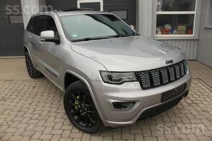Grey Jeep Grand Cherokee 2018 in Riga, with an engine capacity of 3.00 L and mileage of 0 thousand km for 22350 €, photo 6 on AUTOMOTO.COM.LV