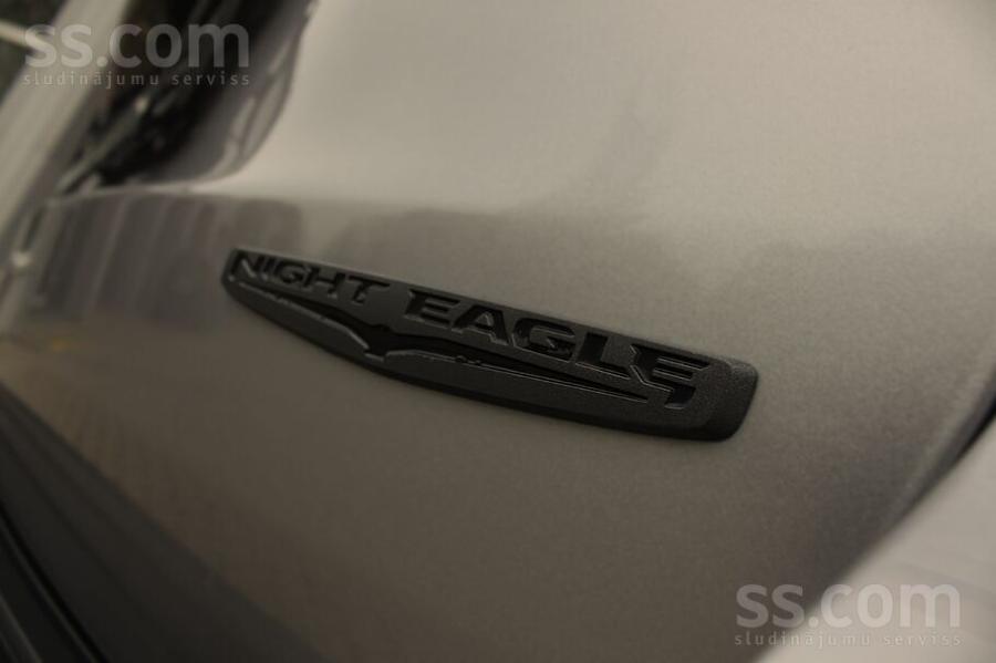Grey Jeep Grand Cherokee 2018 in Riga, with an engine capacity of 3.00 L and mileage of 0 thousand km for 22350 €, photo 14 on AUTOMOTO.COM.LV