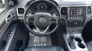 Pelēks Jeep Grand Cherokee 2018 Marijampole, ar dzinēja tilpumu 2.99 L un nobraukumu 118 tūkst. km par 18990 €, foto 4 vietnē AUTOMOTO.COM.LV