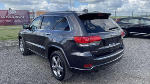 Pelēks Jeep Grand Cherokee 2018 Marijampole, ar dzinēja tilpumu 2.99 L un nobraukumu 118 tūkst. km par 18990 €, foto 12 vietnē AUTOMOTO.COM.LV