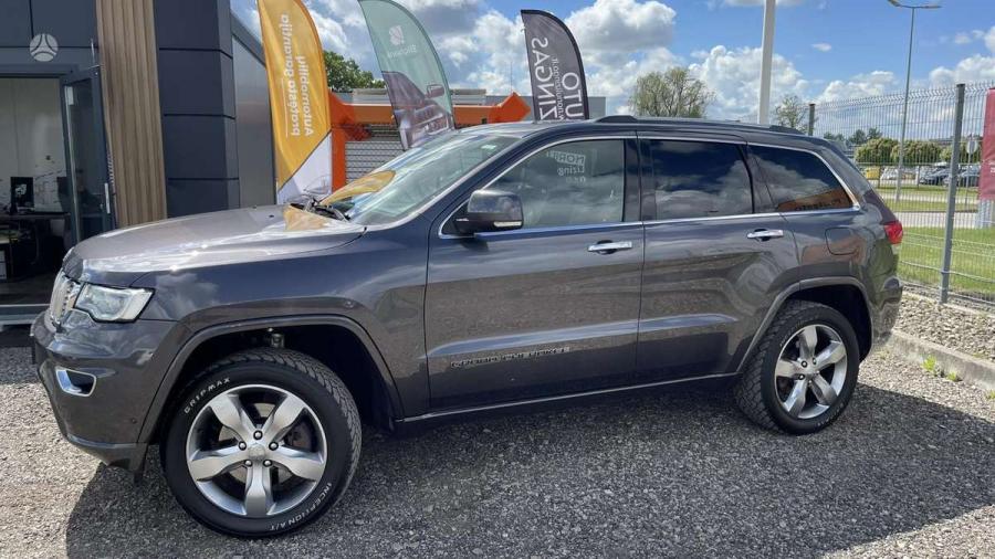 Pelēks Jeep Grand Cherokee 2018 Marijampole, ar dzinēja tilpumu 2.99 L un nobraukumu 118 tūkst. km par 18990 €, foto 15 vietnē AUTOMOTO.COM.LV