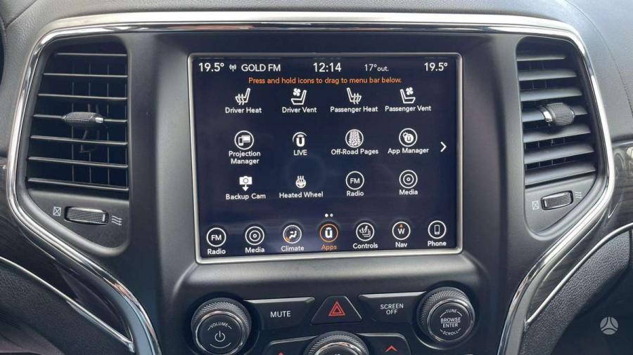Pelēks Jeep Grand Cherokee 2018 Marijampole, ar dzinēja tilpumu 2.99 L un nobraukumu 118 tūkst. km par 18990 €, foto 19 vietnē AUTOMOTO.COM.LV