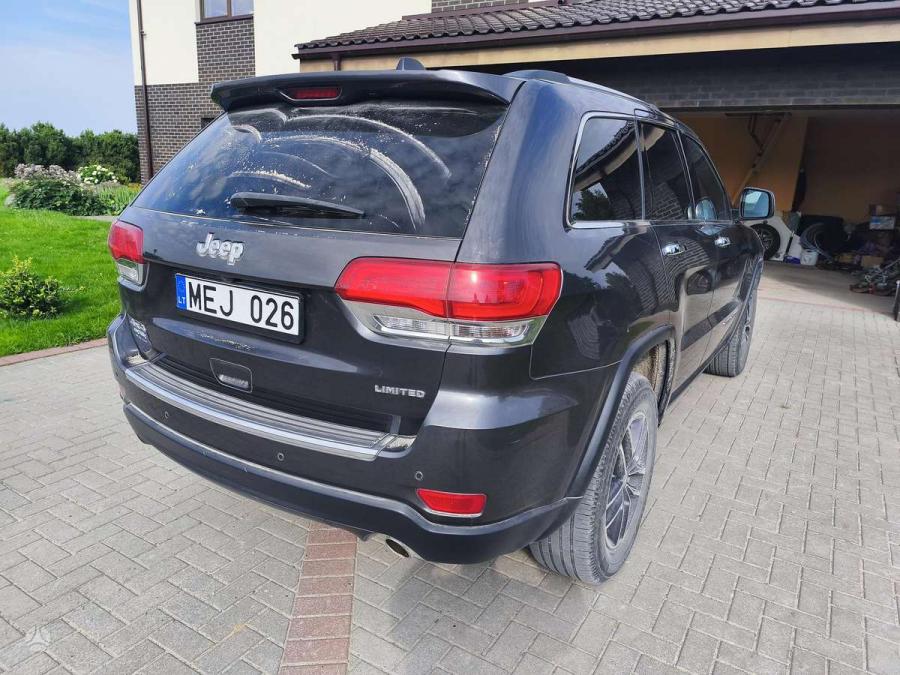 Pelēks Jeep Grand Cherokee 2018 Šauļi, ar dzinēja tilpumu 3.60 L un nobraukumu 85 tūkst. km par 19600 €, foto 6 vietnē AUTOMOTO.COM.LV