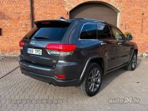 Grey Jeep Grand Cherokee 2018 in Viljandi, with an engine capacity of 3.00 L and mileage of 125 thousand km for 2499 €, photo 5 on AUTOMOTO.COM.LV