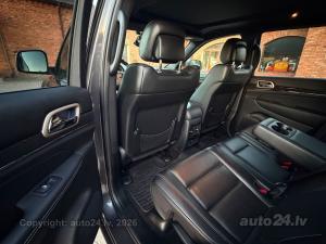Grey Jeep Grand Cherokee 2018 in Viljandi, with an engine capacity of 3.00 L and mileage of 125 thousand km for 2499 €, photo 10 on AUTOMOTO.COM.LV