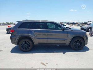 Pelēks Jeep Grand Cherokee 2018 Klaipėda, ar dzinēja tilpumu 3.60 L un nobraukumu 47 tūkst. km par 13500 €, foto 5 vietnē AUTOMOTO.COM.LV