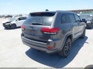 Pelēks Jeep Grand Cherokee 2018 Klaipėda, ar dzinēja tilpumu 3.60 L un nobraukumu 47 tūkst. km par 13500 €, foto 8 vietnē AUTOMOTO.COM.LV