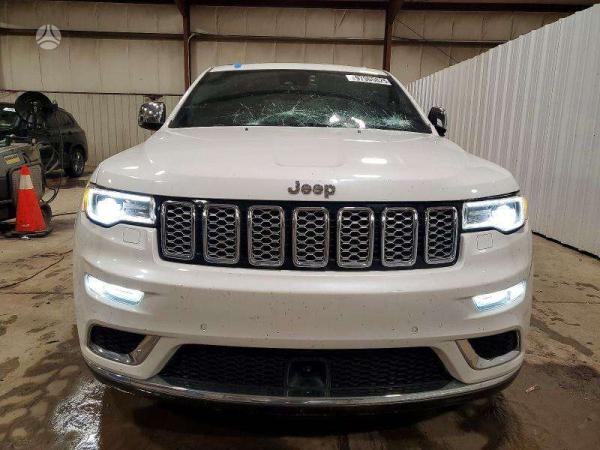 Pelēks Jeep Grand Cherokee 2018 Kauņa, ar dzinēja tilpumu 3.60 L un nobraukumu 199 tūkst. km par 11999 €, foto 5 vietnē AUTOMOTO.COM.LV