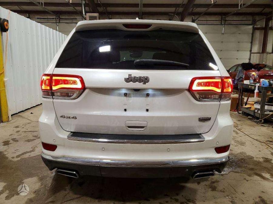 Grey Jeep Grand Cherokee 2018 in Kaunas, with an engine capacity of 3.60 L and mileage of 199 thousand km for 11999 €, photo 7 on AUTOMOTO.COM.LV