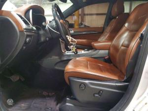 Grey Jeep Grand Cherokee 2018 in Kaunas, with an engine capacity of 3.60 L and mileage of 199 thousand km for 11999 €, photo 8 on AUTOMOTO.COM.LV