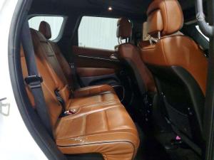 Grey Jeep Grand Cherokee 2018 in Kaunas, with an engine capacity of 3.60 L and mileage of 199 thousand km for 11999 €, photo 12 on AUTOMOTO.COM.LV