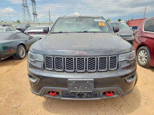 Grey Jeep Grand Cherokee 2018 in Ukmerge, with an engine capacity of 5.70 L and mileage of 107 thousand km for 11800 €, photo 6 on AUTOMOTO.COM.LV