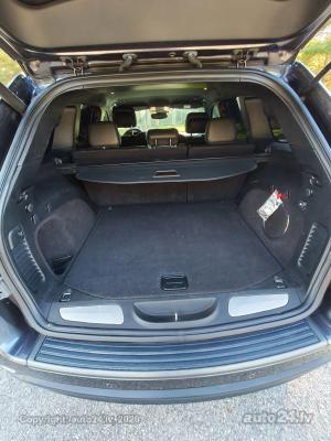 Grey Jeep Grand Cherokee 2018 in Tallinn, with an engine capacity of 3.00 L and mileage of 179 thousand km for 23000 €, photo 10 on AUTOMOTO.COM.LV
