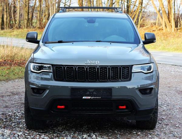 Pelēks Jeep Grand Cherokee 2019 Kretinga, ar dzinēja tilpumu 3.60 L un nobraukumu 150 tūkst. km par 19999 €, foto 2 vietnē AUTOMOTO.COM.LV