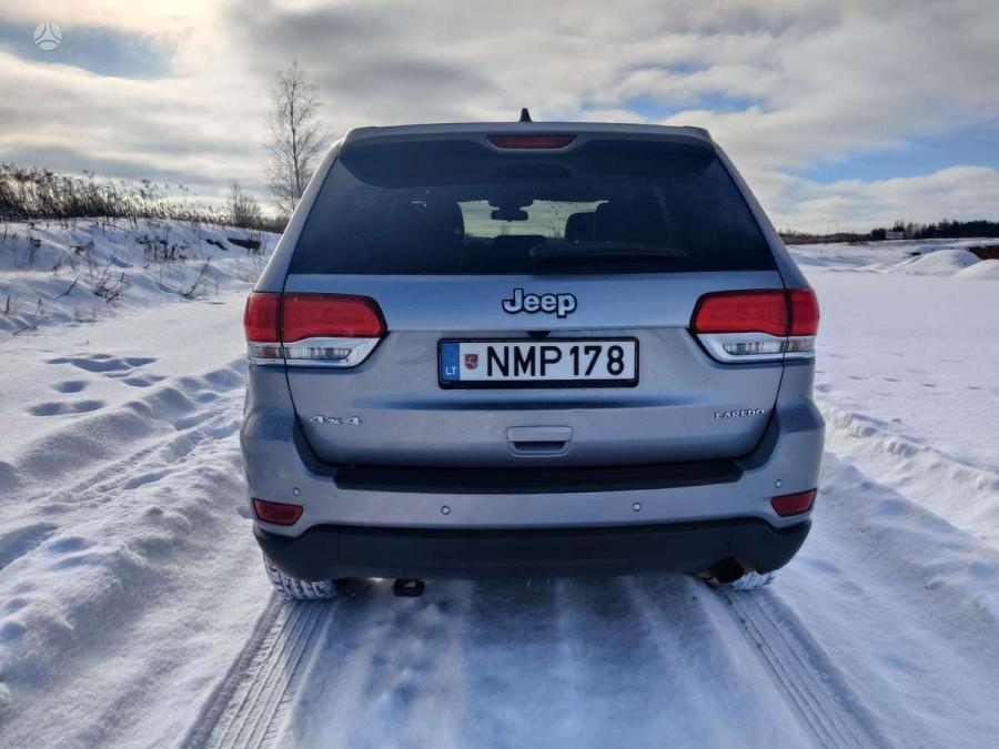 Pelēks Jeep Grand Cherokee 2019 Viļņa, ar dzinēja tilpumu 3.60 L un nobraukumu 128 tūkst. km par 17000 €, foto 6 vietnē AUTOMOTO.COM.LV