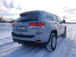 Pelēks Jeep Grand Cherokee 2019 Viļņa, ar dzinēja tilpumu 3.60 L un nobraukumu 128 tūkst. km par 17000 €, foto 8 vietnē AUTOMOTO.COM.LV