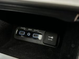 Pelēks Jeep Grand Cherokee 2019 Rīga, ar dzinēja tilpumu 3.00 L un nobraukumu 176 tūkst. km par 22990 €, foto 13 vietnē AUTOMOTO.COM.LV