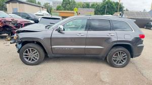 Pelēks Jeep Grand Cherokee 2019 Ukmergė, ar dzinēja tilpumu 3.60 L un nobraukumu 65 tūkst. km par 9900 €, foto 5 vietnē AUTOMOTO.COM.LV