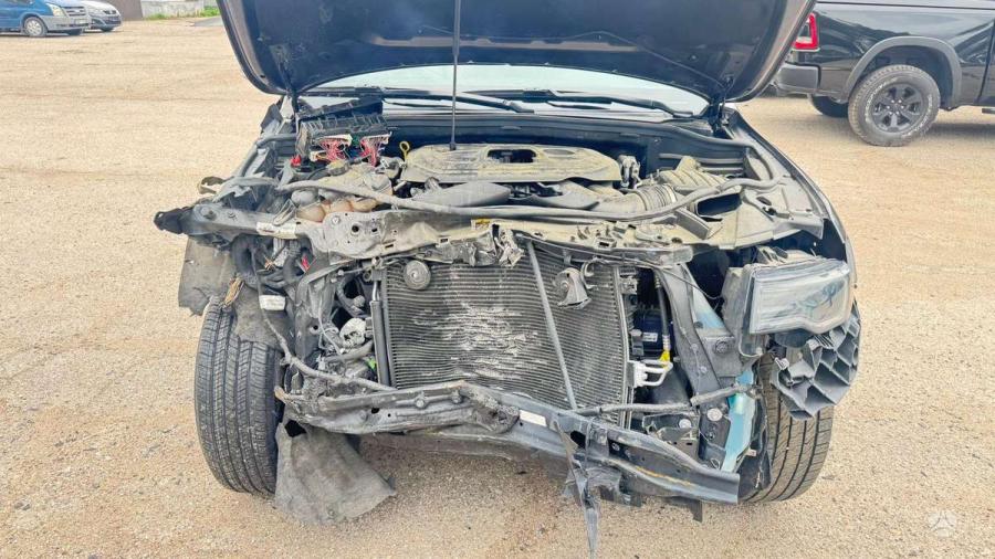 Pelēks Jeep Grand Cherokee 2019 Ukmergė, ar dzinēja tilpumu 3.60 L un nobraukumu 65 tūkst. km par 9900 €, foto 7 vietnē AUTOMOTO.COM.LV