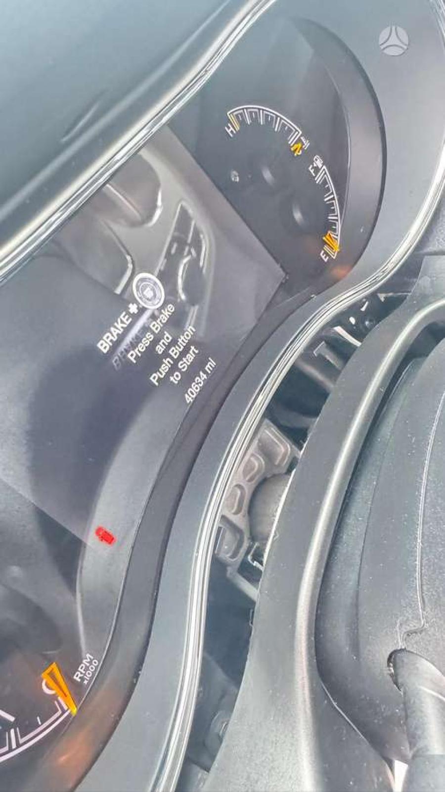 Pelēks Jeep Grand Cherokee 2019 Ukmergė, ar dzinēja tilpumu 3.60 L un nobraukumu 65 tūkst. km par 9900 €, foto 13 vietnē AUTOMOTO.COM.LV