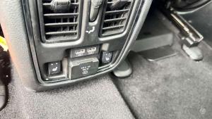 Pelēks Jeep Grand Cherokee 2019 Ukmergė, ar dzinēja tilpumu 3.60 L un nobraukumu 65 tūkst. km par 9900 €, foto 16 vietnē AUTOMOTO.COM.LV