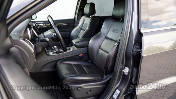 Pelēks Jeep Grand Cherokee 2019 Tartu, ar dzinēja tilpumu 2.99 L un nobraukumu 239 tūkst. km par 20995 €, foto 6 vietnē AUTOMOTO.COM.LV