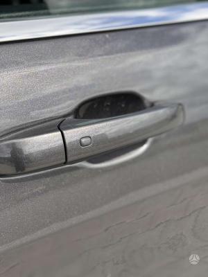 Grey Jeep Grand Cherokee 2019 in Klaipeda, with an engine capacity of 3.60 L and mileage of 140 thousand km for 15700 €, photo 13 on AUTOMOTO.COM.LV