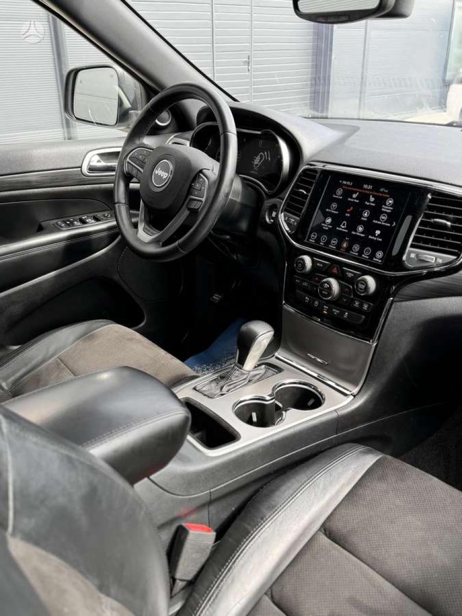 Grey Jeep Grand Cherokee 2019 in Klaipeda, with an engine capacity of 3.60 L and mileage of 140 thousand km for 15700 €, photo 14 on AUTOMOTO.COM.LV