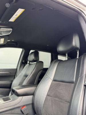 Grey Jeep Grand Cherokee 2019 in Klaipeda, with an engine capacity of 3.60 L and mileage of 140 thousand km for 15700 €, photo 27 on AUTOMOTO.COM.LV