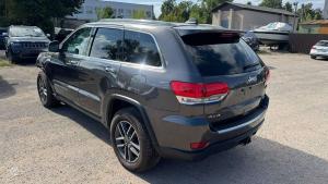 Pelēks Jeep Grand Cherokee 2019 Ukmergė, ar dzinēja tilpumu 3.60 L un nobraukumu 65 tūkst. km par 6999 €, foto  vietnē AUTOMOTO.COM.LV