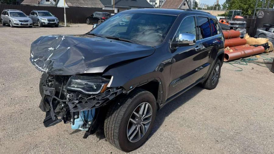 Pelēks Jeep Grand Cherokee 2019 Ukmergė, ar dzinēja tilpumu 3.60 L un nobraukumu 65 tūkst. km par 6999 €, foto 8 vietnē AUTOMOTO.COM.LV