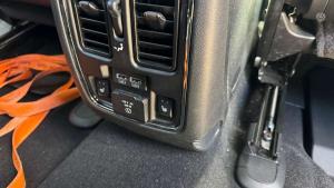Pelēks Jeep Grand Cherokee 2019 Ukmergė, ar dzinēja tilpumu 3.60 L un nobraukumu 65 tūkst. km par 6999 €, foto 13 vietnē AUTOMOTO.COM.LV