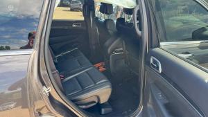 Pelēks Jeep Grand Cherokee 2019 Ukmergė, ar dzinēja tilpumu 3.60 L un nobraukumu 65 tūkst. km par 6999 €, foto 15 vietnē AUTOMOTO.COM.LV