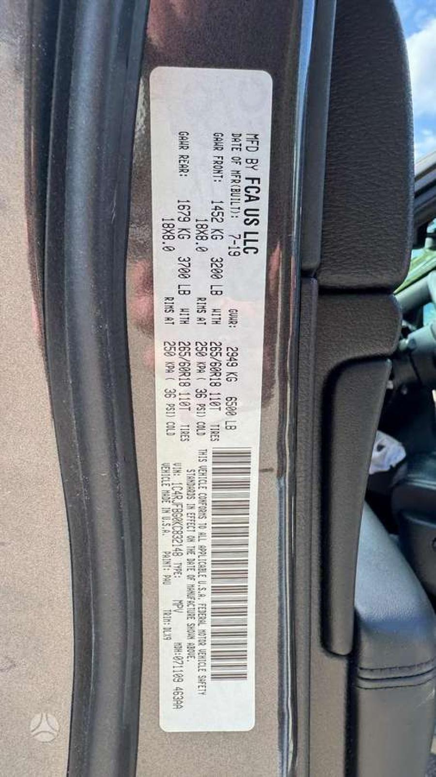 Pelēks Jeep Grand Cherokee 2019 Ukmergė, ar dzinēja tilpumu 3.60 L un nobraukumu 65 tūkst. km par 6999 €, foto 16 vietnē AUTOMOTO.COM.LV